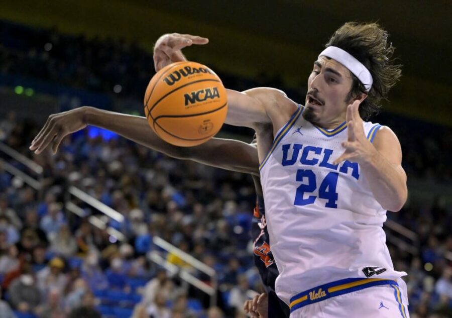 Oregon vs UCLA Prediction, Preview, Stream, Odds & Picks Dec 4