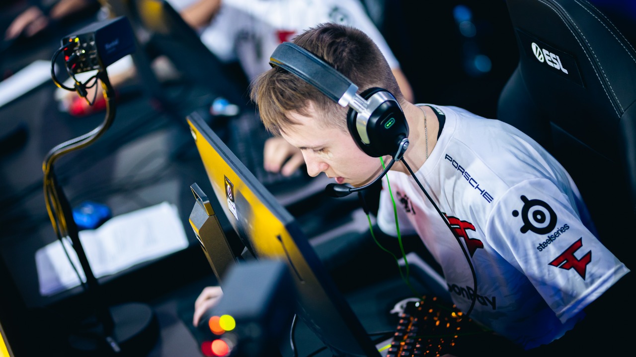 FaZe Rolls Over NIP, While Grayhound Struggles Against 00Nation