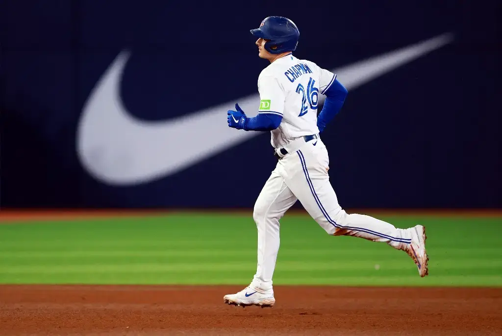 Should the Chicago Cubs Sign Matt Chapman?