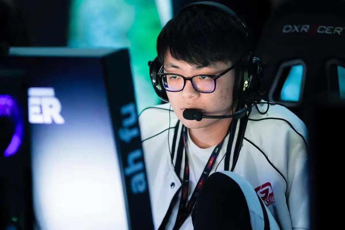 Team Secret makes big roster changes