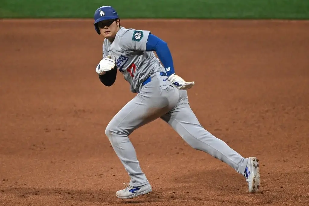 Shohei Ohtani Helps Dodgers Defeat Padres in MLB Opener