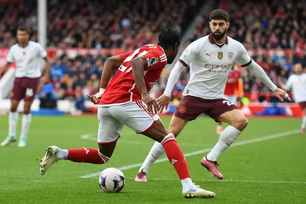 EPL Betting Preview: Who Will Win Title? City, Arsenal, or a Longshot?