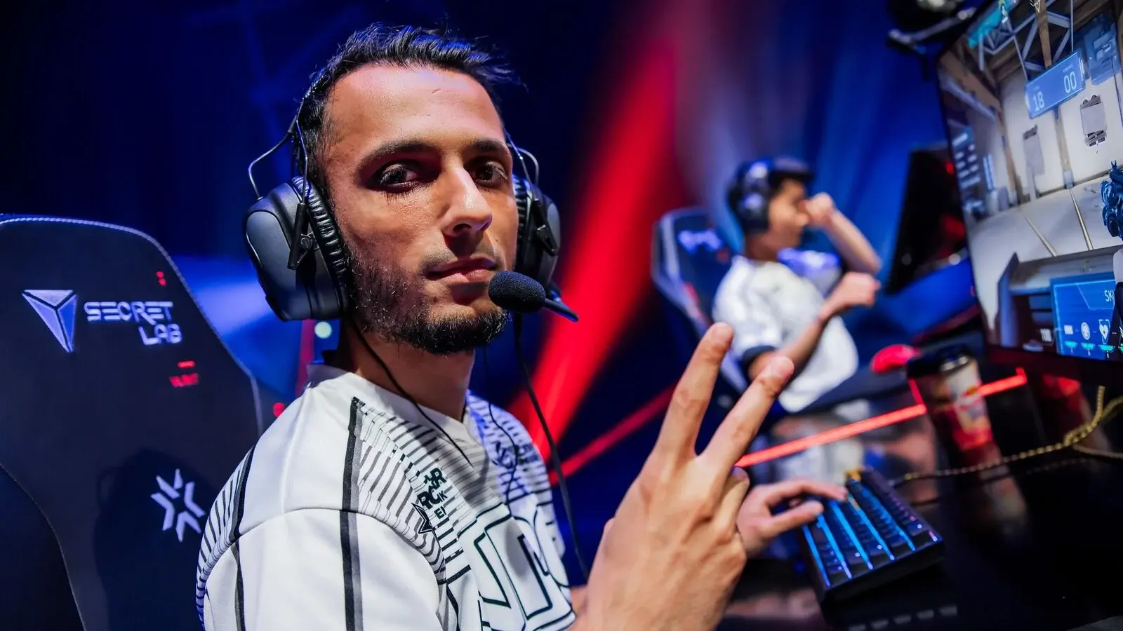 FNS and s0m return with Demon1 benched