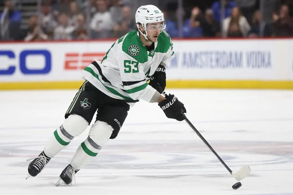 Bet Stars to Close Out Avalanche at Home in Game 5