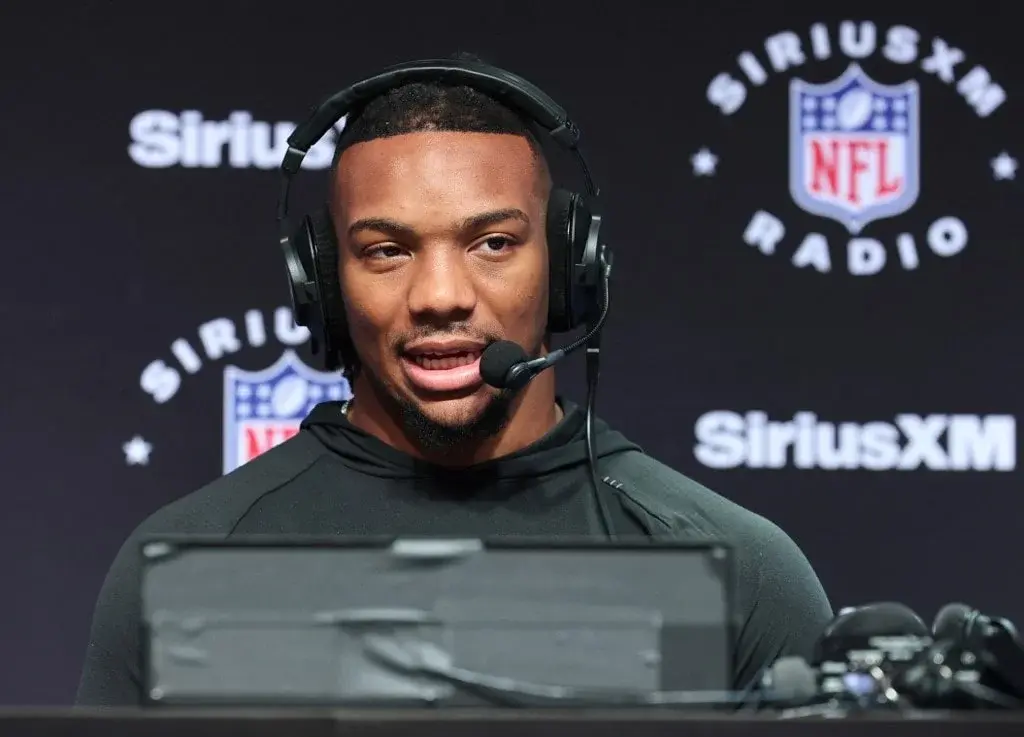 Falcons Soar as NFC South Betting Favorites After Big Offseason