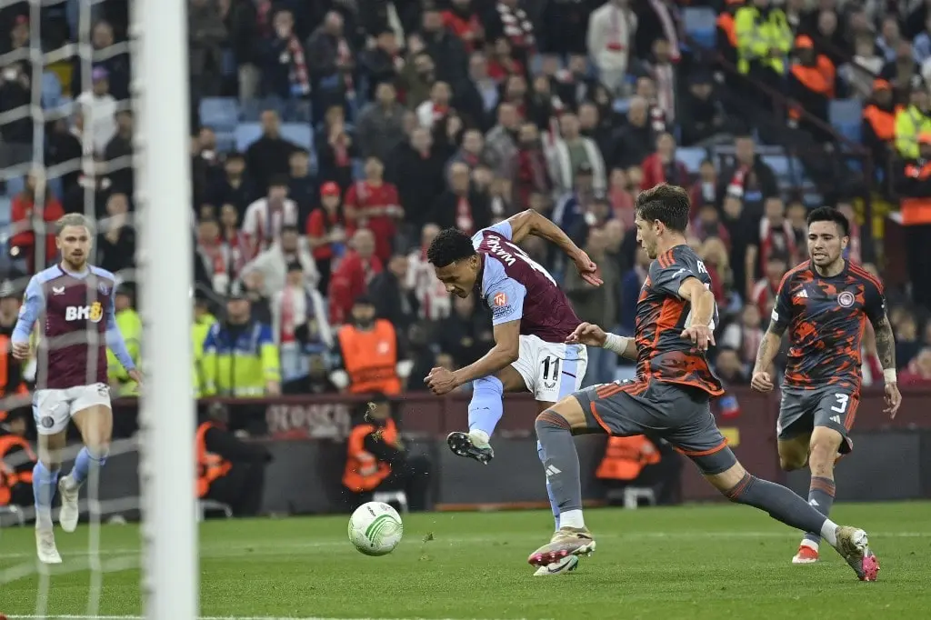 Olympiakos Looks Right at Home in ECL Semis vs Aston Villa