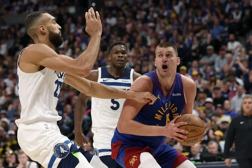 Timberwolves vs Nuggets: Denver May Be on the Ropes