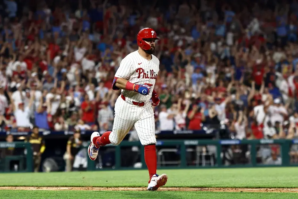 Kyle Schwarber, Andrew Abbott Highlight Today’s MLB Parlay Picks