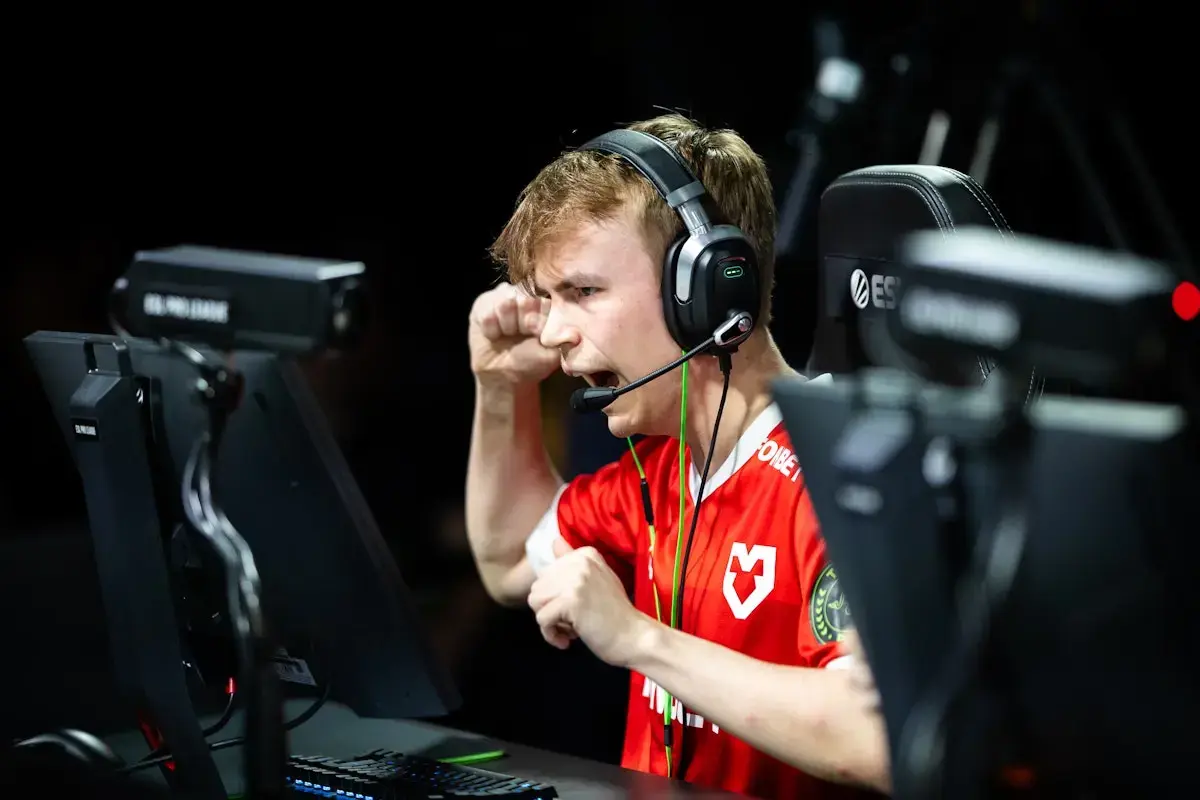 Brollan joins MOUZ permanently