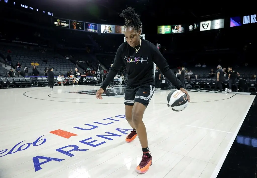 Could Chelsea Gray Make Season Debut for Struggling Aces?