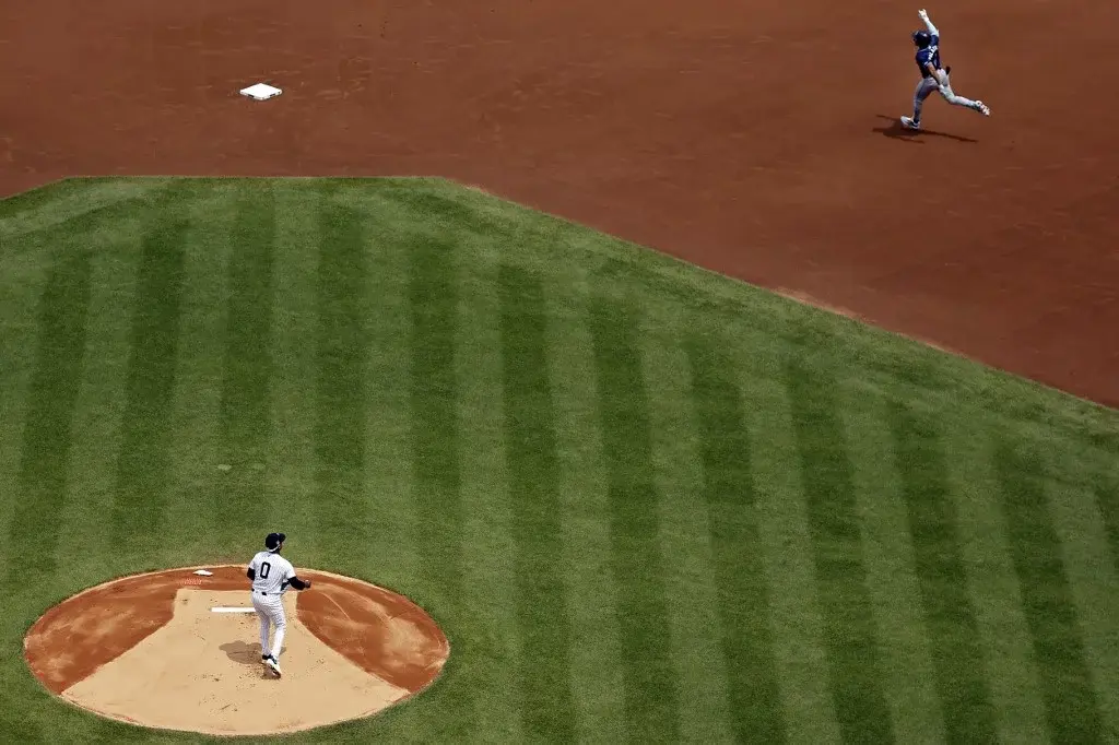 Do Walks Count as Total Bases? Understanding the Impact on Baseball Stats