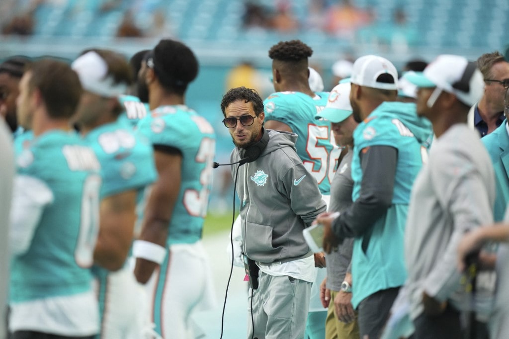 Mike McDaniel’s New Look Is Peak Miami