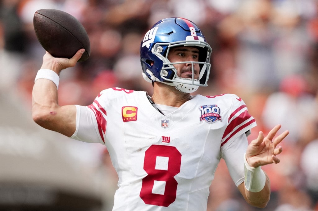 Danny Dimes, Red Rifle Top NFL QB Prop Picks in Week 4