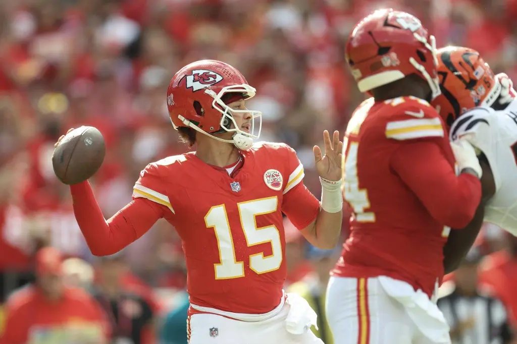 Chiefs vs Falcons SNF Picks 9/22: KC and Under Way to Go