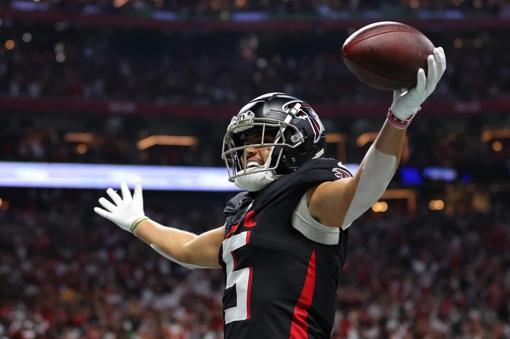 Falcons vs Panthers TD Props: Top 3 Players to Bet on Week 6 Sunday 10/13