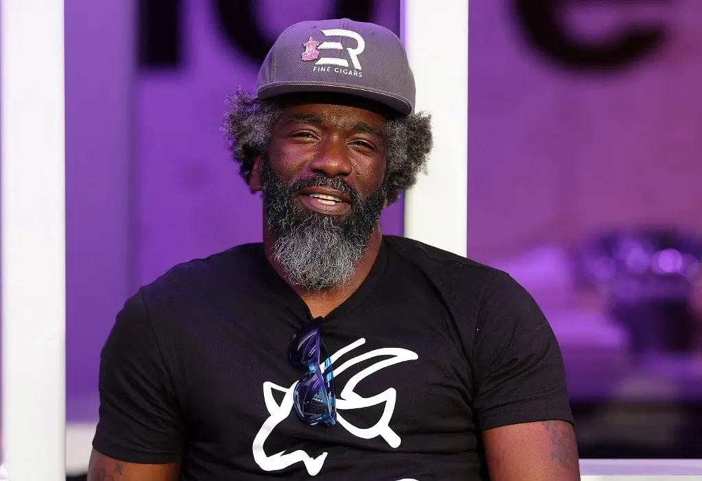Ed Reed’s Trainwreck Interview With the Manning Brothers