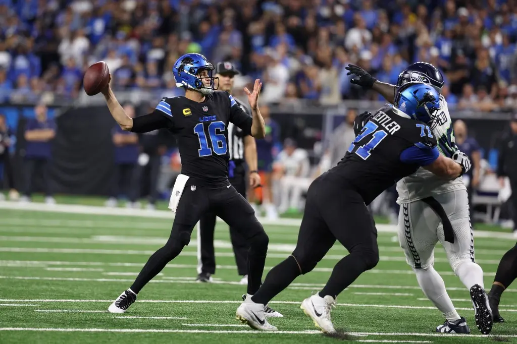 Lions vs Cowboys Week 6 Predictions: Detroit Destined to Destroy Dallas 10/13