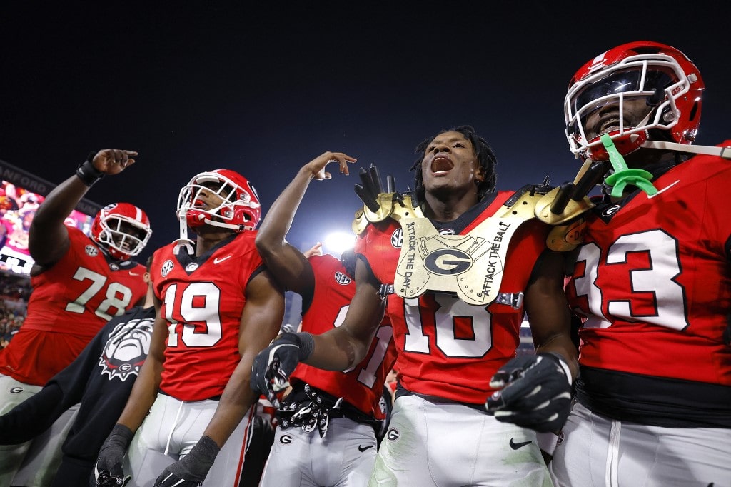 Top Teams with the Longest Winning Streak in College Football