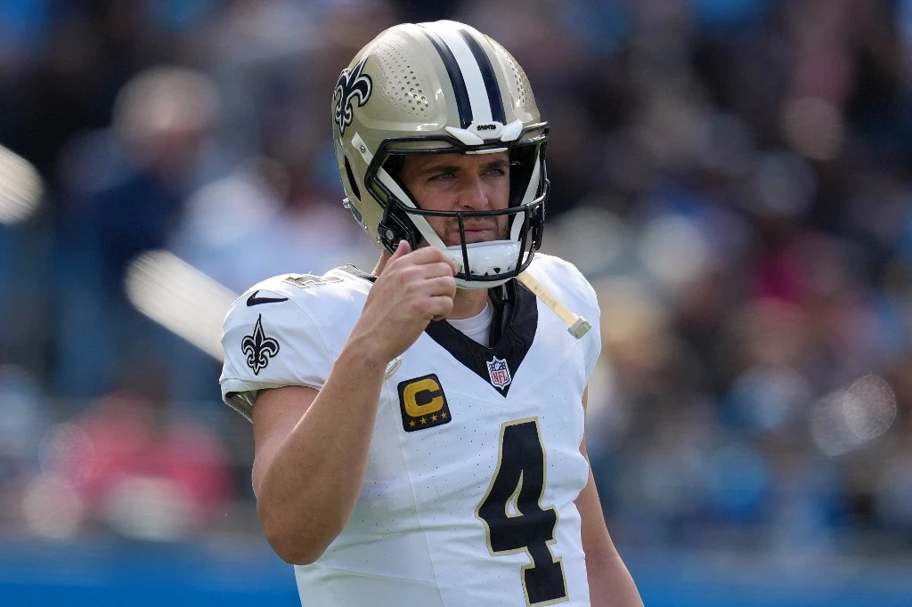 Michael Thomas Rips Derek Carr in Saints' 7th Straight Loss