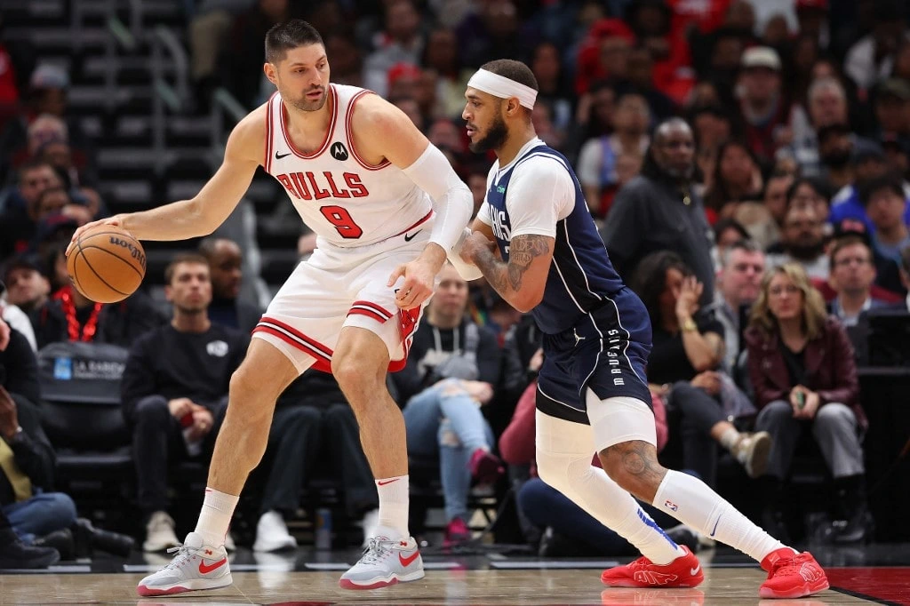 Jazz vs Bulls Parlay Picks: Bet Bulls -8 and Vucevic Rebounds on Nov. 4
