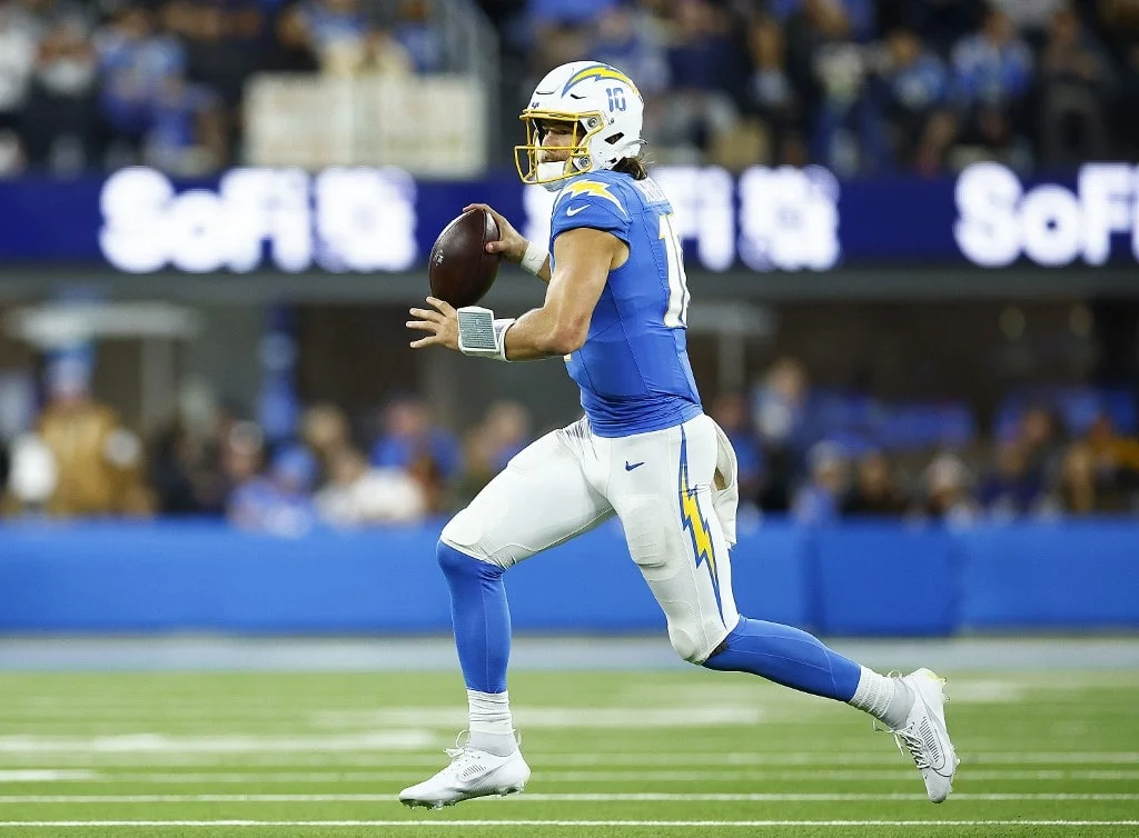 Ravens vs Chargers Parlay: Bet On Over, Herbert On MNF 11/25