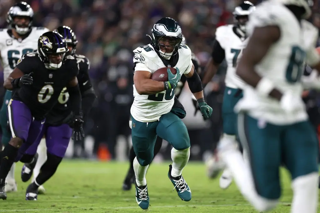 Panthers vs Eagles NFL Picks: Lay Points With Philly on Dec 8