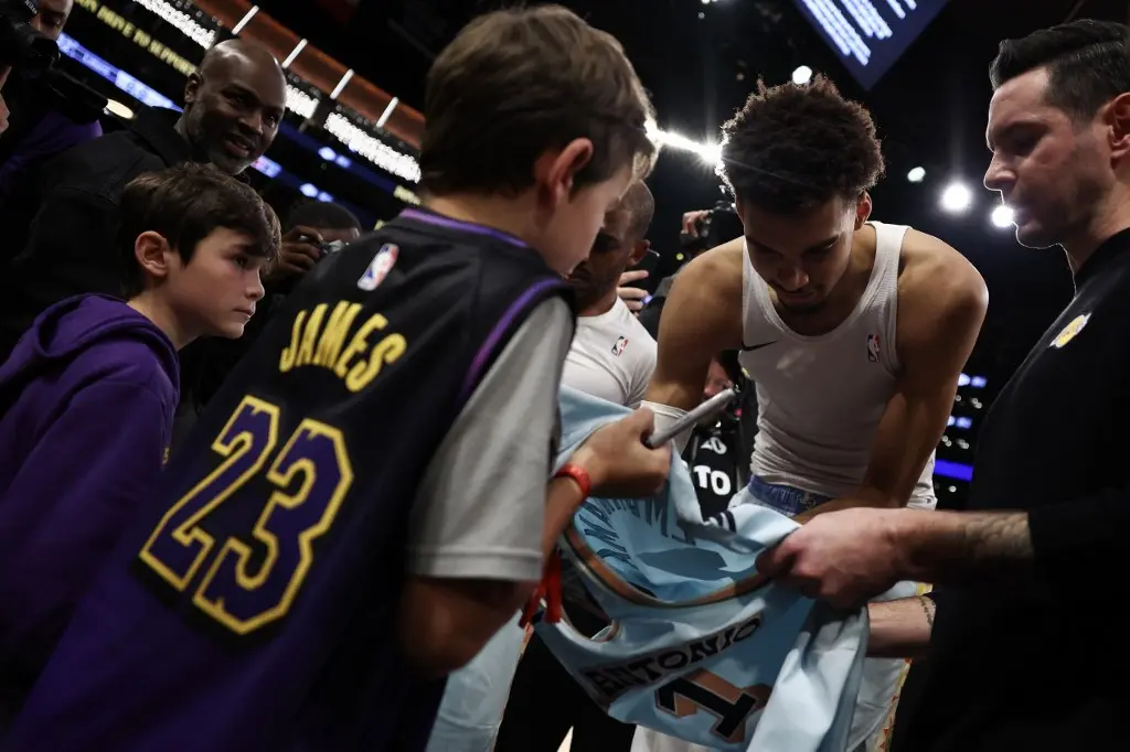 CP3 and Wemby’s Heartfelt Gesture for JJ Redick’s Sons