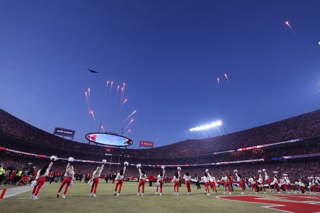 Could Netflix Start Streaming NFL Sundays?