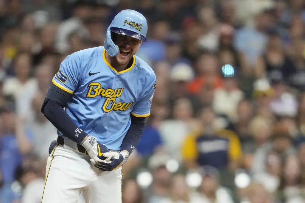 Giants vs Brewers Prediction, MLB Prop Bets and Parlay Picks Saturday, 8/23