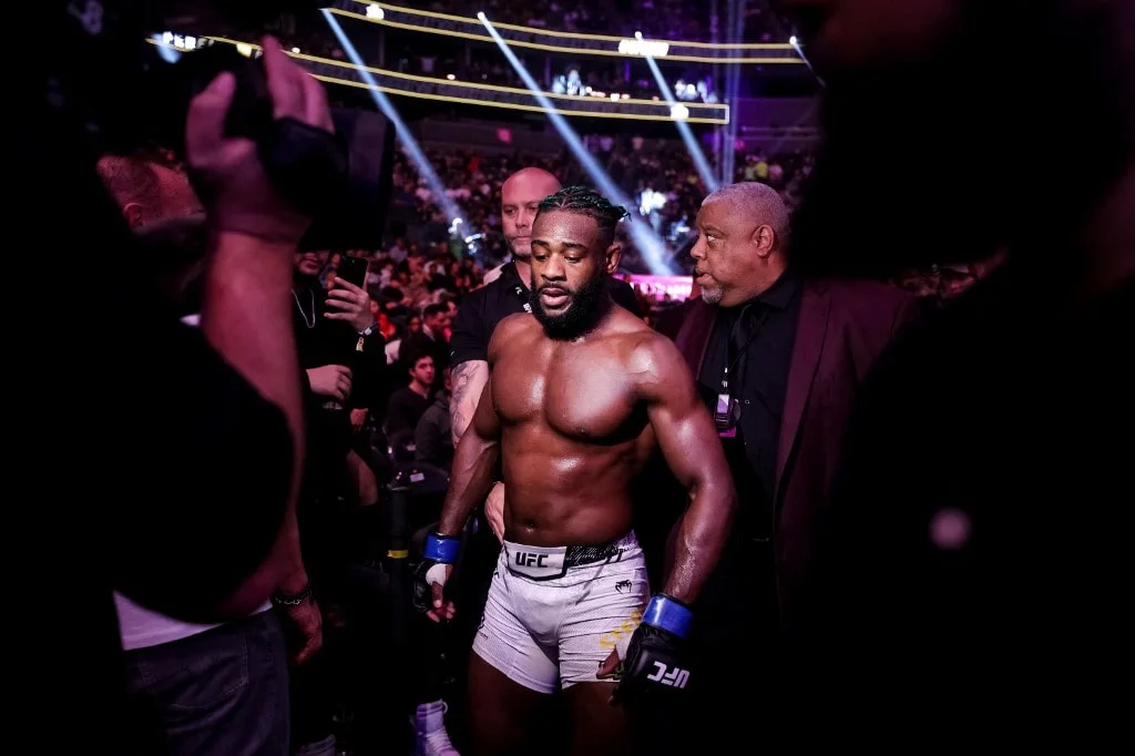 UFC Fight Night Punching Parlay, 8/23
