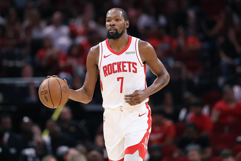 2025-26 NBA Season: Veteran Players Who Could Defy Age and Dominate