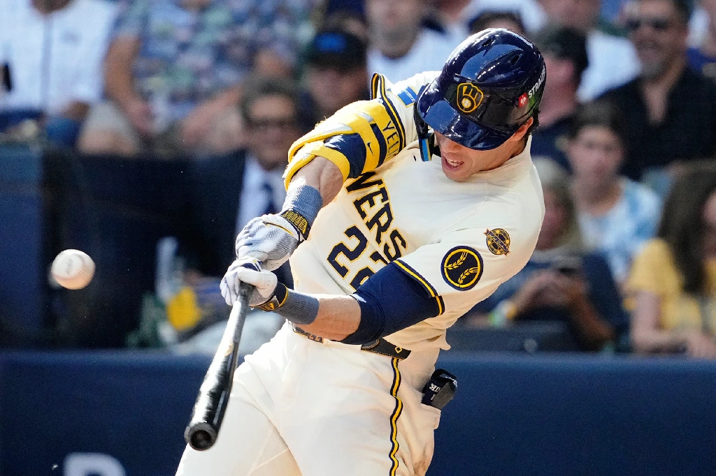 Cubs vs Brewers MLB Playoff Prediction, Prop & Parlay Picks for Game 2