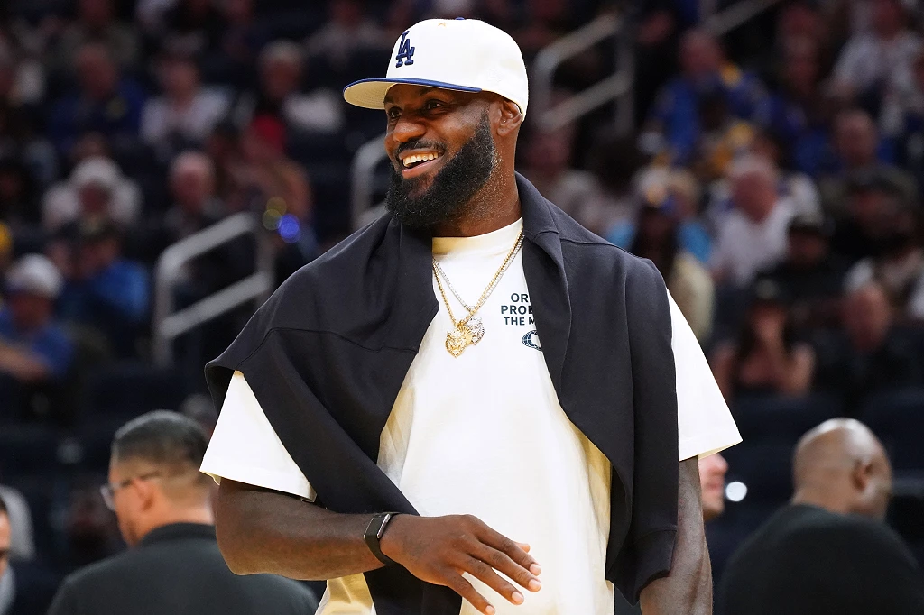 LeBron James’ Big Announcement Turns Out to Be an Ad
