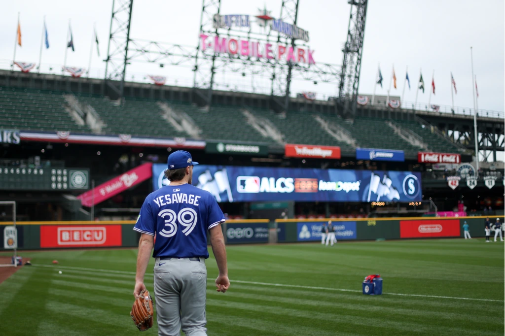 Average Baseball Player Height: What’s the Standard?