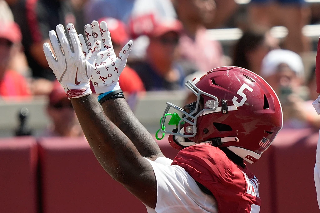 Vanderbilt vs Alabama Prediction, NCAAF Prop Bets & Parlay Picks