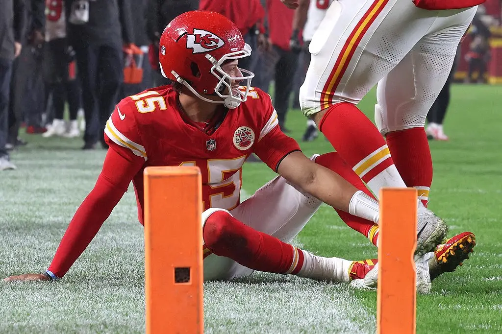 NFL Injury Report: Most Significant Injuries Entering Week 15