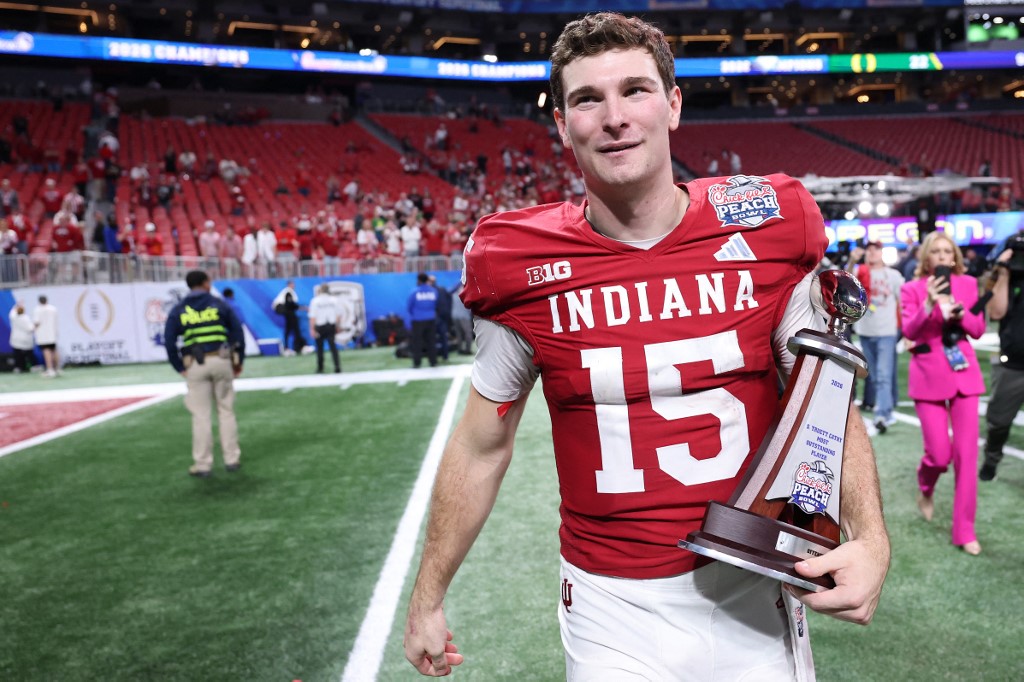Indiana vs. Miami CFP Championship: Odds & Storylines