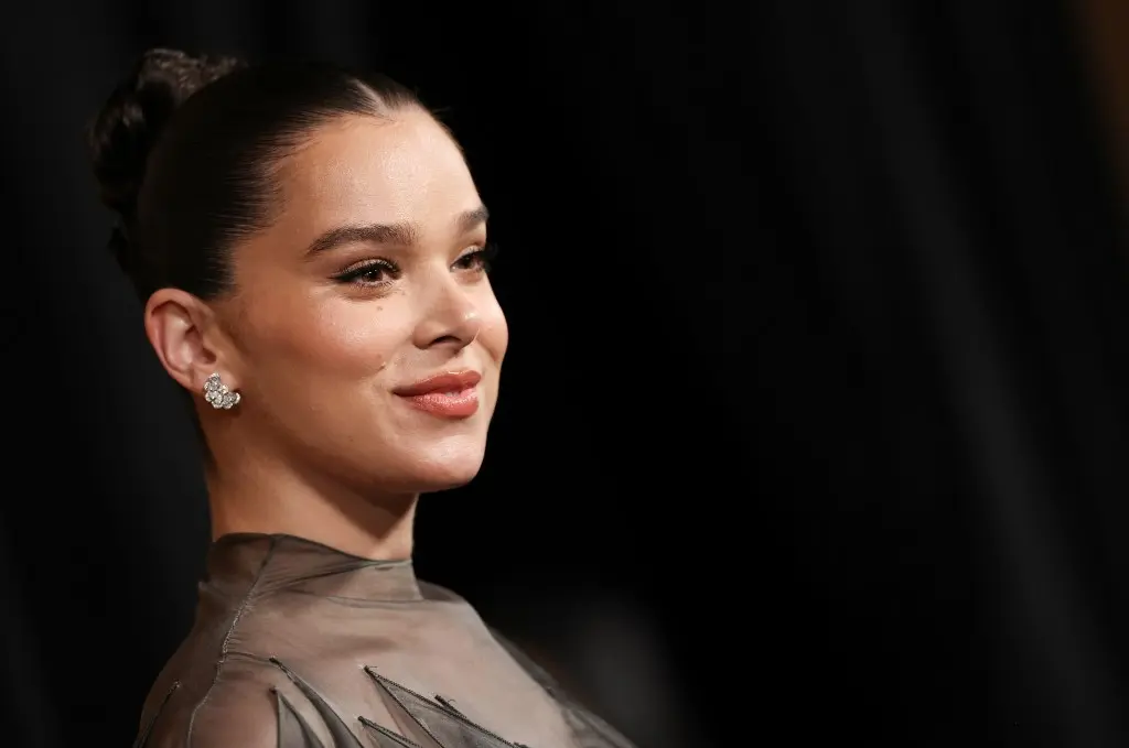 Hailee Steinfeld and Josh Allen Had Quite the Sunday!