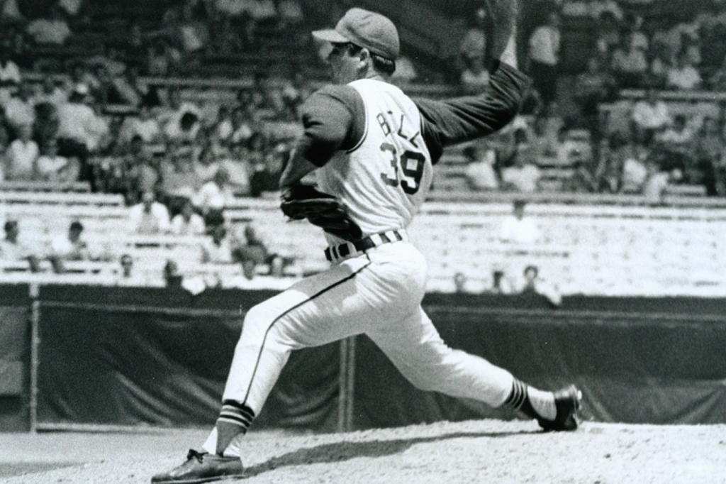 Who Are the 9 Greatest and Most Feared Pitchers in MLB History?
