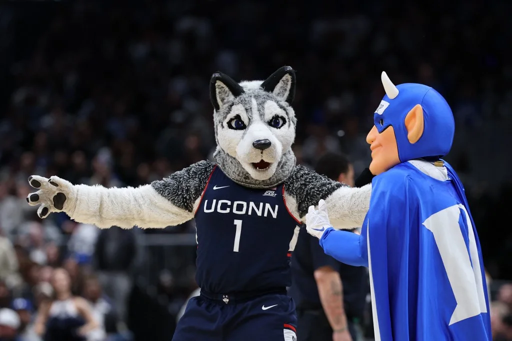 College Basketball’s Tallest Player: Who Is Olivier Rioux?
