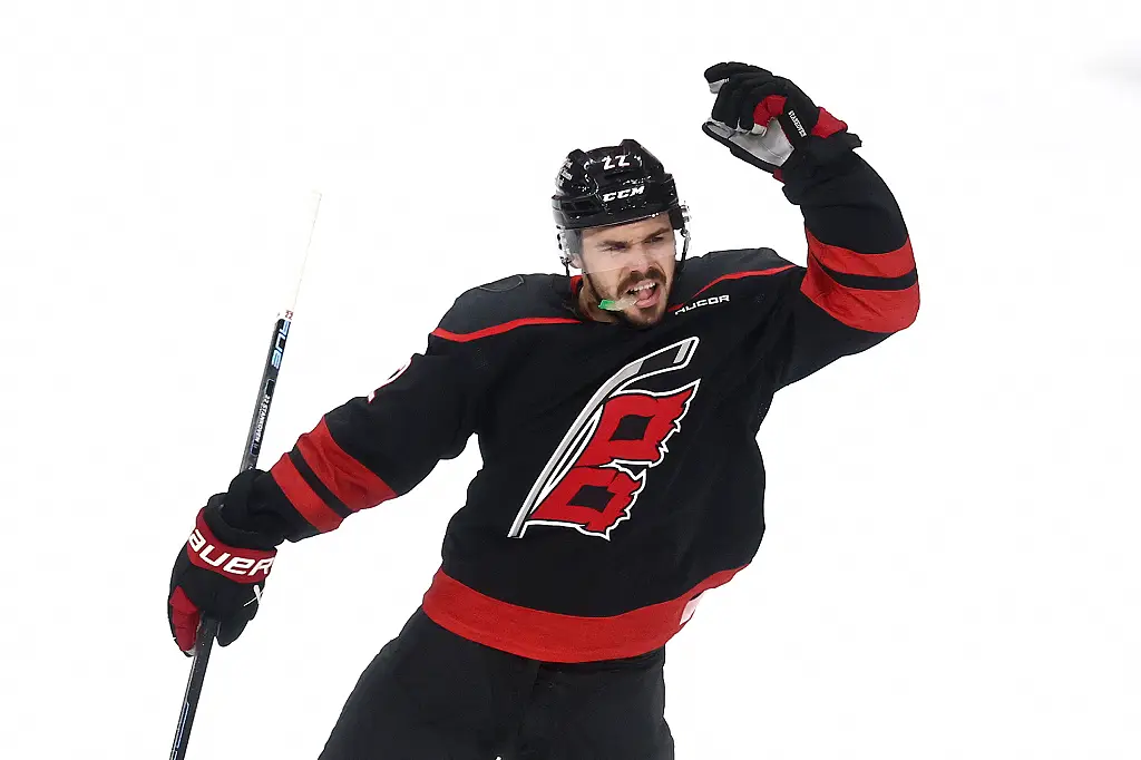 Golden Knights vs Hurricanes Stanley Cup Final: Picks and Best Bets for ...